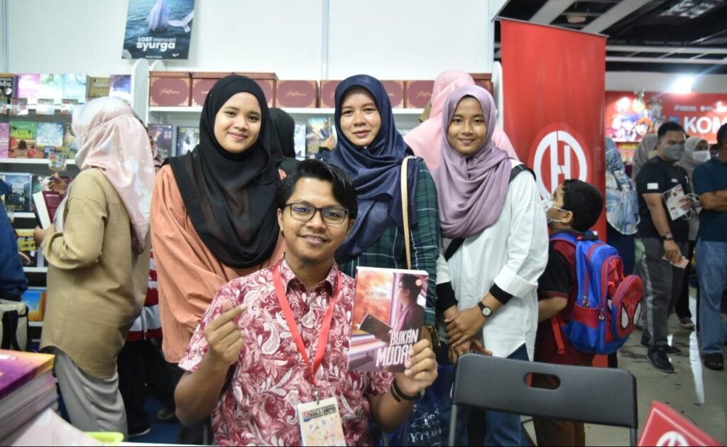 Karya Inche Lebah menjadi rebutan ramai | WilayahKu