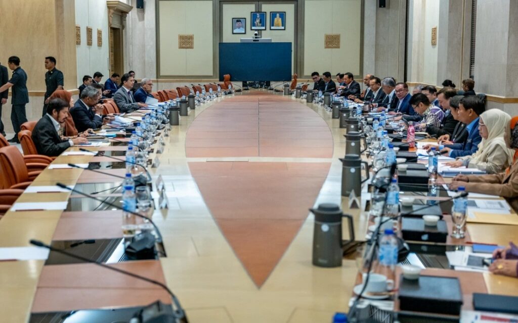 Kerajaan cari satu formula tambah baik tatakelola AP, IP - PM | WilayahKu