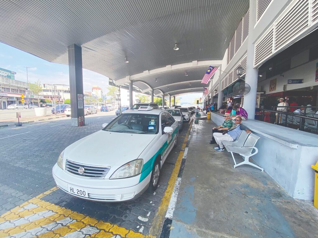 Seragam semula tambang perkhidmatan teksi, e-hailing Labuan | WilayahKu