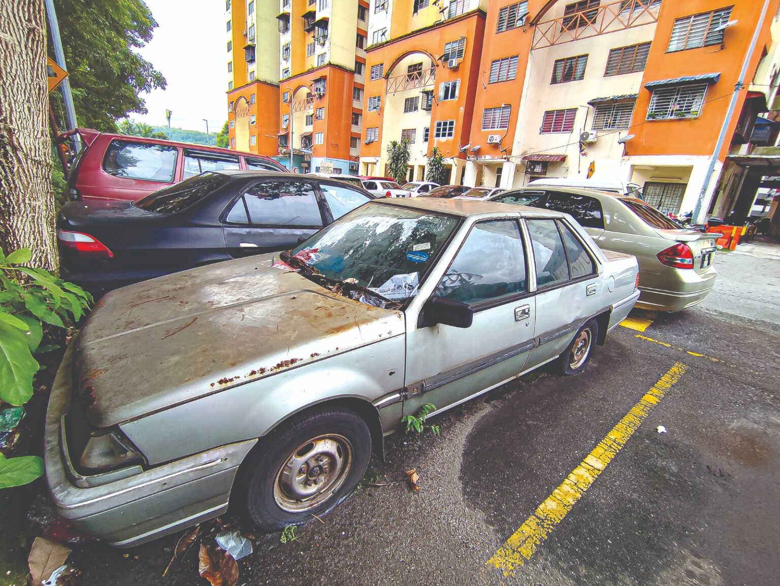 Lambakan kereta usang menyusahkan | WilayahKu