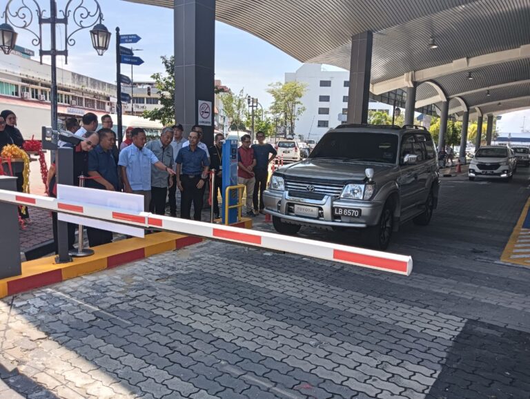 Terminal Feri Antarabangsa Labuan laksana sistem parkir imbas LPR ...