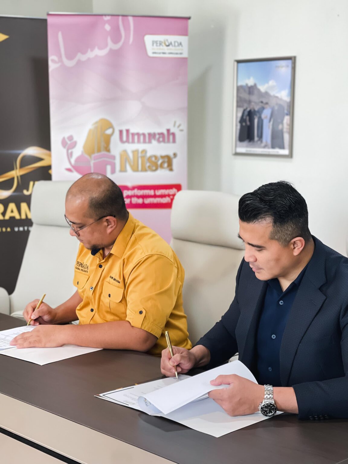 Penuhi impian orang ramai tunaikan umrah... Aaron Aziz kini rakan ...